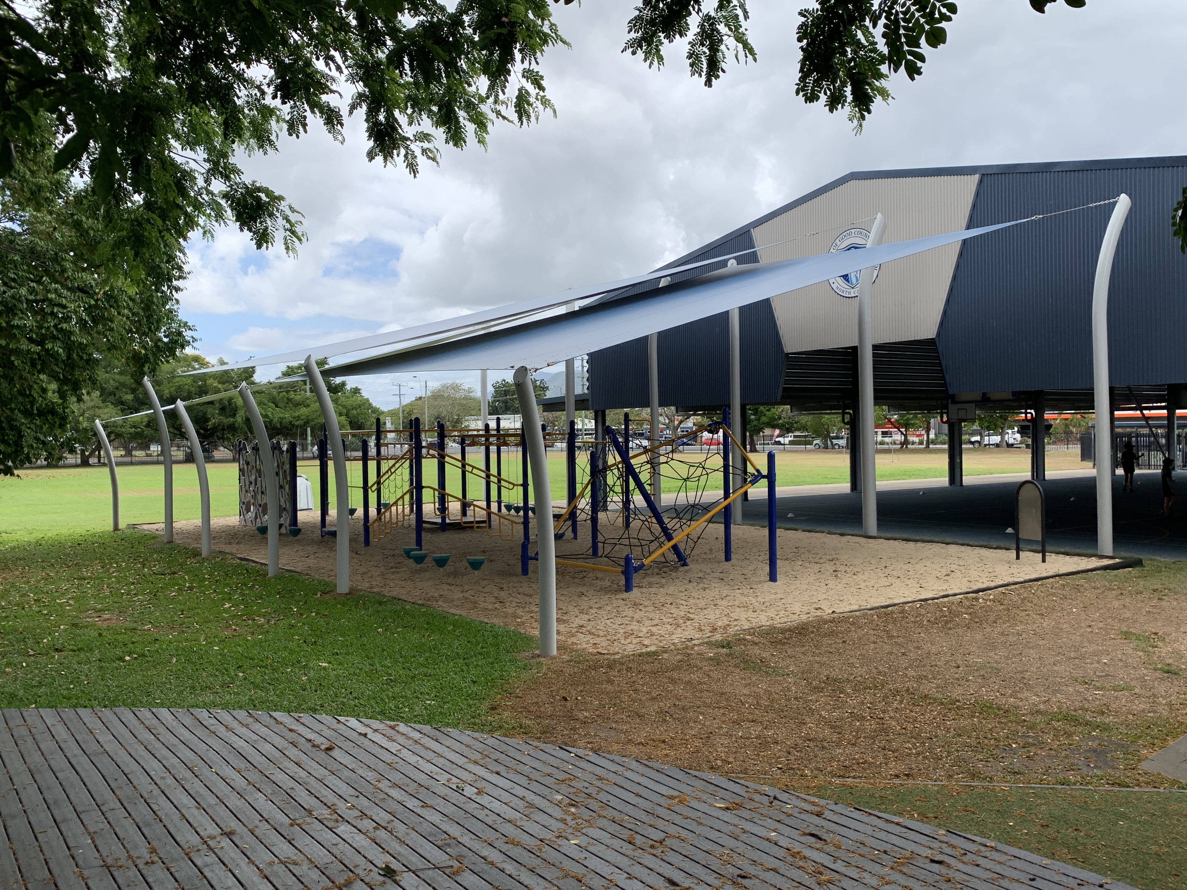 Sail Structures: high quality lightweight structures